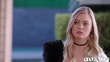 Vixen Busty Beauty Fucks Bodyguard Bokeptube