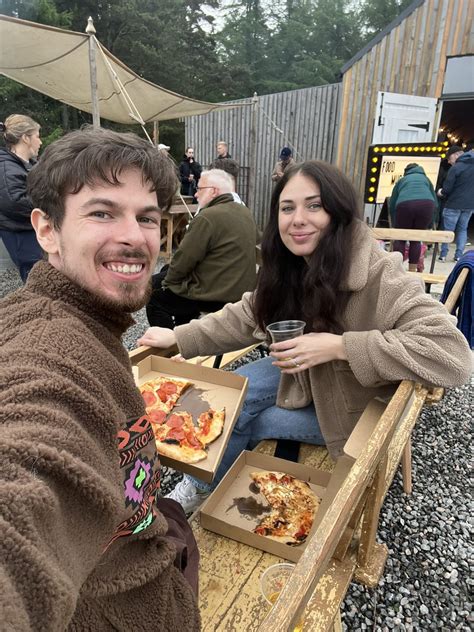 Dev Ed On Twitter I Took A Wee Break To Celebrate My 2 Year Anniversary With My Wife 🎉 I Did