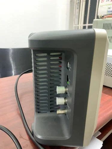 Spectrum Analyzer With Vector Network Analyzer For Industrial Model Name Number Sva1075x At