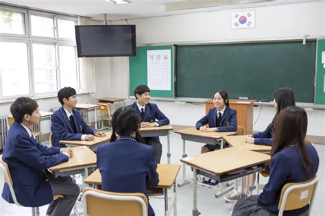 Ib 시범운영한 후보학교 교사 “평가체제 혁신 필요”