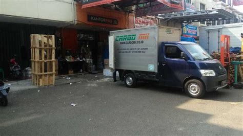 Yuni Sarah On Linkedin Aktivitas Siang Ini Proses Penurunan Barang Di