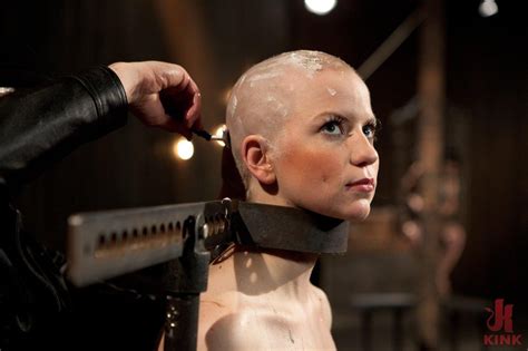alani pi head shaved slut live show part 1