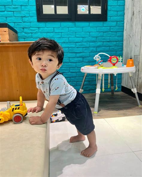 Ayaさんのインスタグラム写真 Ayainstagram 「もうすぐで0歳終わっちゃう〜👶🏻💗 早い早い早すぎて追いつかないや（笑