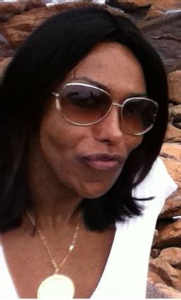 Suzana Holmes Three Legged TS Photo AShemaletube Com