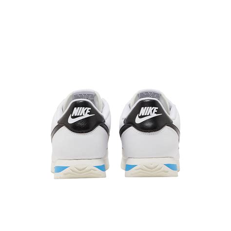 나이키 코르테즈 화이트 앤 블랙 Nike Kream