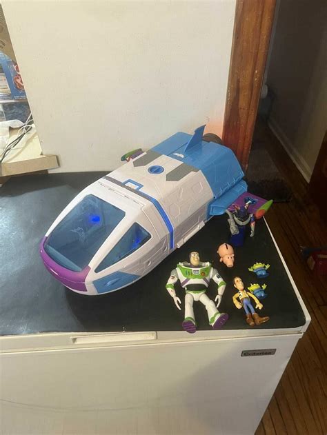 Best Buzz Lightyear Star Command Ship With Sounds For Sale In Dekalb
