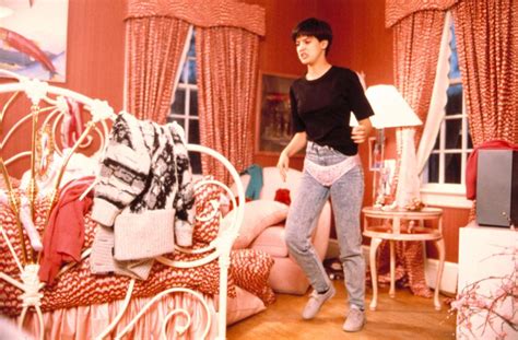 Phoebe Cates Actress