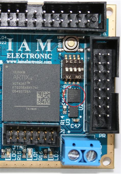 tiny 5 x 5 cm² fpga module with xilinx artix 7