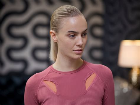 Best Haircuts For Thin And Fine Hair Simply Happy Hair