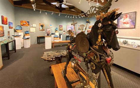 Explore Sedonas Galleries