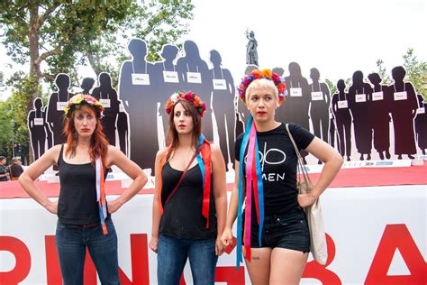 Rhône Qui Est Marguerite Stern Ancienne Femen Dont La Venue à Lyon