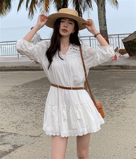 브이루아 고퀄💖★플라워코 보헤미안 미니 화이트 원피스★자외선차단 미니원피스 보헤미안 스타일리쉬 러블리 큐티 데일리 데이트룩