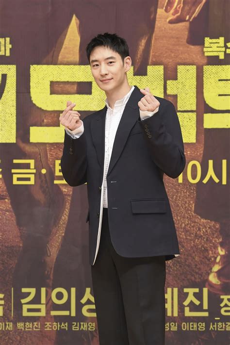 모범택시 이제훈 배트맨 같은 택시기사…가슴에 남는 메시지 강렬했다