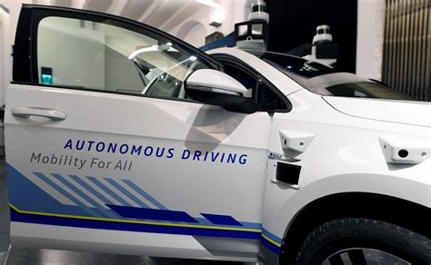 volkswagen seeks open source approach to refine car operating system