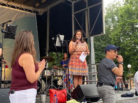 Fabulous The Wcco Morning News With Vineeta Sawkar