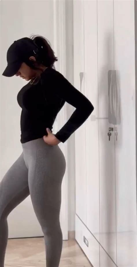 Aditi Singh Rathore 🥵 R Aditisinghrathore