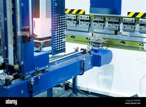 robotic and automation system control application on automate robot arm