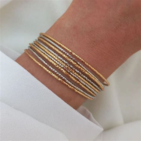 با این ۳۰ مدل النگو باریک جدید ۱۴۰۲ یک قدم از مد جلوتر باشید ماگرتا