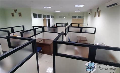 Sekat Partisi Ruangan Dosen Kampus Universitas Furniture Semarang Custom Furniture Semarang
