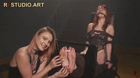 Rita Barefoot In Stocks Her First Tickling By Astrid Full Hd Mp4