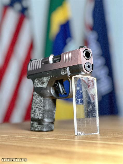 Springfield Armory Hellcat