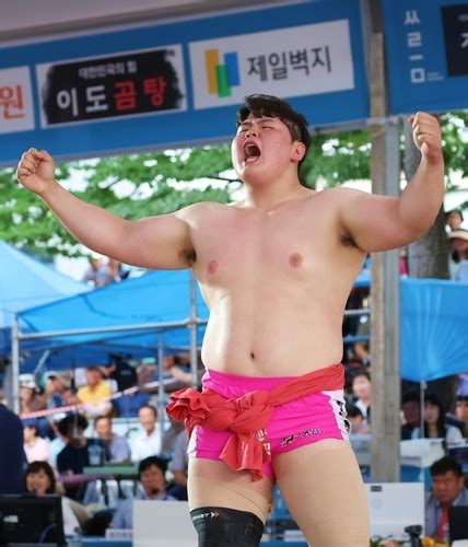 김민재 강릉단오장사씨름대회 백두장사 등극 통산 5번째
