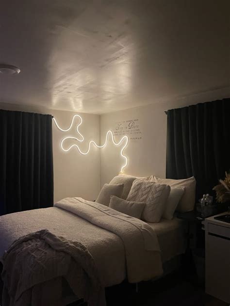 Minimalistic Neon Lights Design For Bedroom