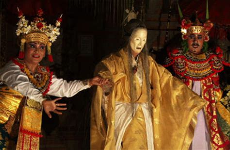 能には特別な意味がある 日本の古典芸能の一つ能の世界をご紹介 日本びより