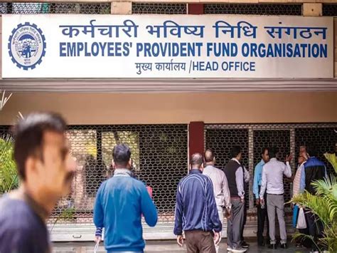 Epfo Investment Strategy Why Epfo Wants To Invest In Etf Funds Return In Share Market शेयर