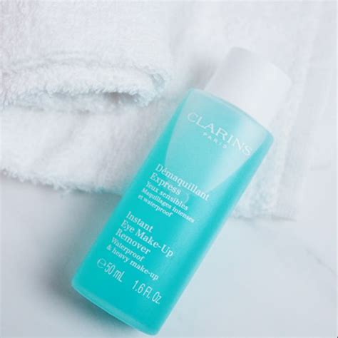 Clarins Instant Eye Make-Up Remover 50ml โลชั่น 2 เนื้อผสมผสานระหว่าง ...