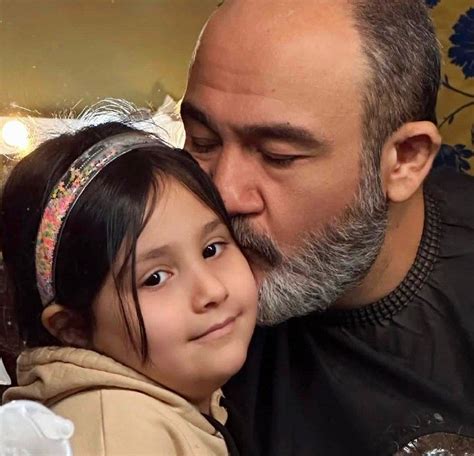 دلبری‌های هانا غفوریان برای پدرش عکسی زیبا از پدر و دختر