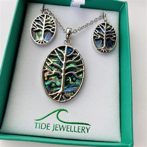 Tree Of Life Pendant Crystal Elegance