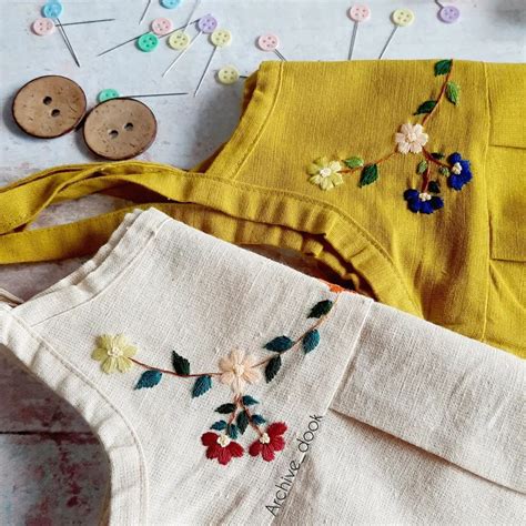 انجام گلدوزی روی ۴۰تا لباس کودک به سفارش فروشگاه لباس کودک👧 ورق بزن و