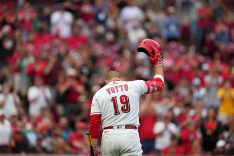 Rojos De Cincinnati Deja A Joey Votto Fuera De Los Planes En 2024