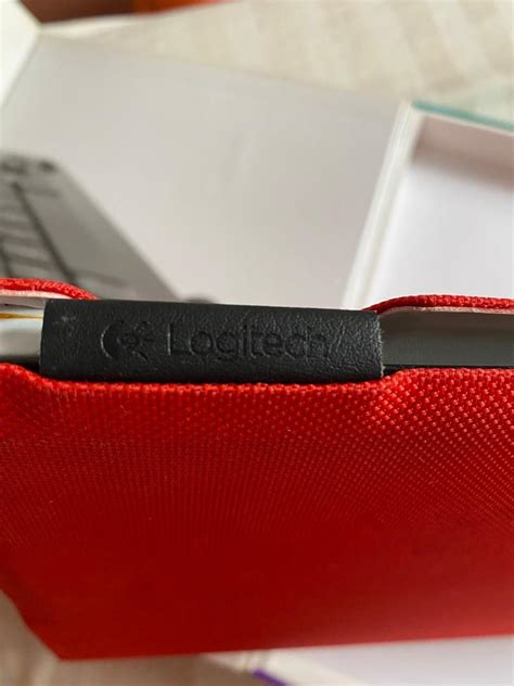 Logitech Ultrathin Keyboard Folio I5 Mobile Phones And Gadgets Tablets Ipad On Carousell