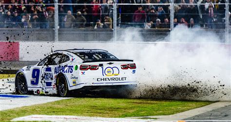 Relive Chase Elliotts Burnout From Clash Victory Nascar