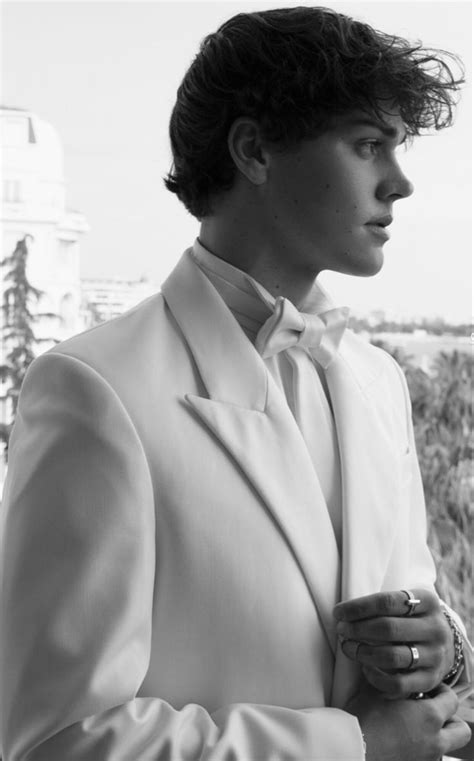 Noah Beck Brunette Soccer Team Mens Soccer