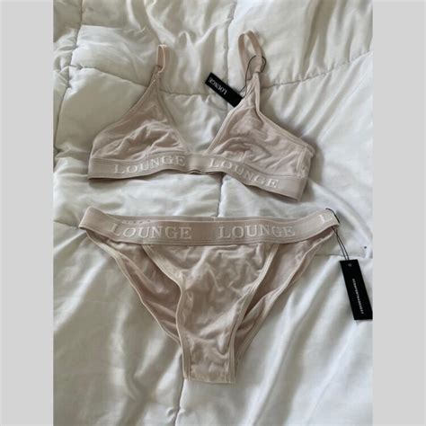 Hot Sexy Lauren Hamden Bikini Pics