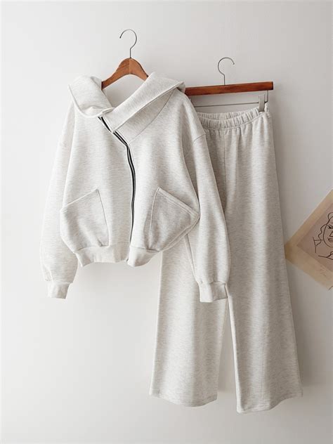 유니크꾸안꾸 포근 기모 세일러 카라 후드넥 하이넥 포켓 집업 맨투맨티셔츠 밴딩 와이드팬츠 통바지 트레이닝복 데일리 추리닝 겨울세트