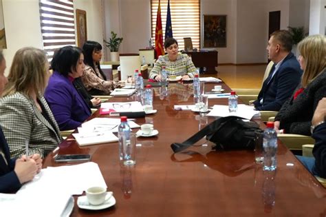 👉 Средба со раководството на Занаетчиската комора насочена кон дијалог