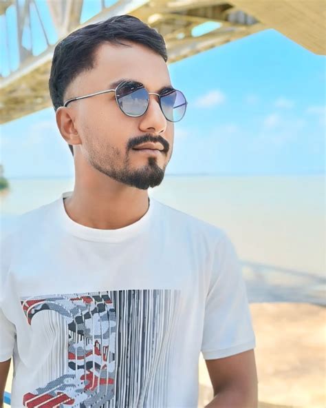 Tahsin Raza Theonlytahsin • Instagram Photos And Videos