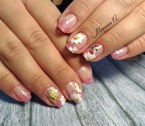 Маникюр,ромашки | Nails, Beauty