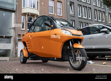 Amsterdam, Niederlande - Oktober 2 2021: Carver Elektro-Hybrid-Dreirad ...