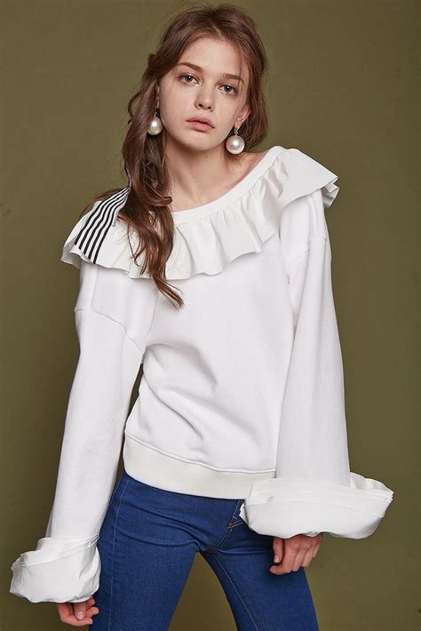 Cotton 100 Free 총길이 61cm 어깨너비 525cm 가슴둘레 110cm 소매길이 56cm 소매