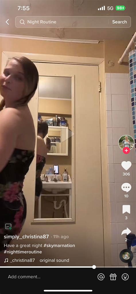 Why Why Why But Seriously Does She Think This Is Cute Who Sprays