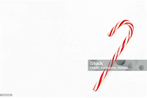 줄무늬 크리스마스 캔디 지팡이 빨간색과 흰색 색상 인사말 카드 O에 대 한 바탕 화면 12월에 대한 스톡 사진 및 기타 이미지