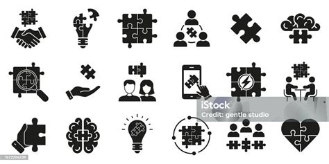 팀 관리 상호 작용 및 커뮤니케이션 솔리드 기호 컬렉션 퍼즐 퍼즐 게임 팀워크 개념 실루엣 아이콘 세트 Glyph Pictogram을 만나는 것에 대해 브레인스토밍합니다