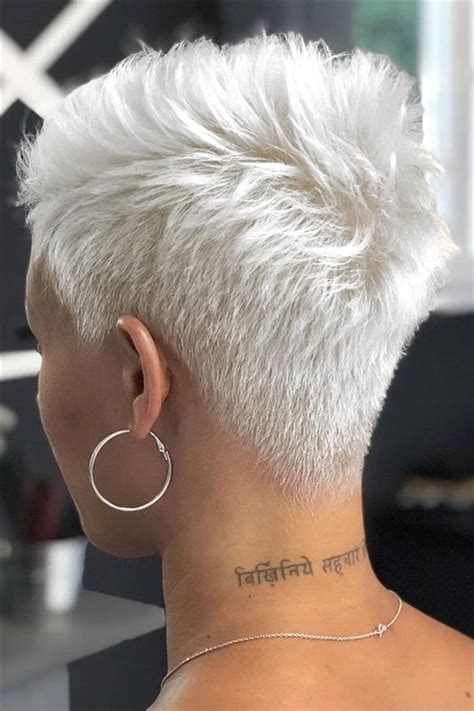Fashionable Messy Short Pixie Haircut Fashion Girls Blog In 2020