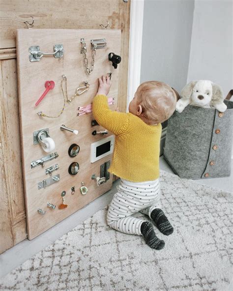 Un Nouveau Diy A Fait Son Apparition Aux Etats Unis Le Busy Board Ou Panneau Dactivités