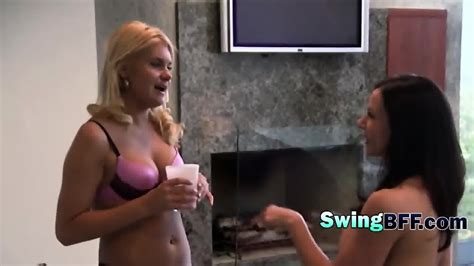 Explorative Sex Reality Stars Go Retro